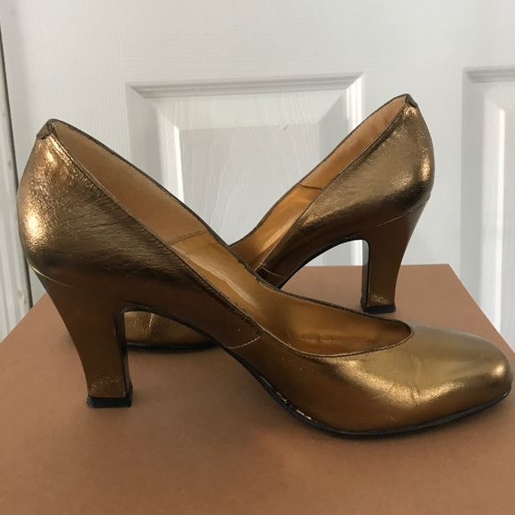 Apostrophe | Shoes | Vintage Gold Heels | Poshmark